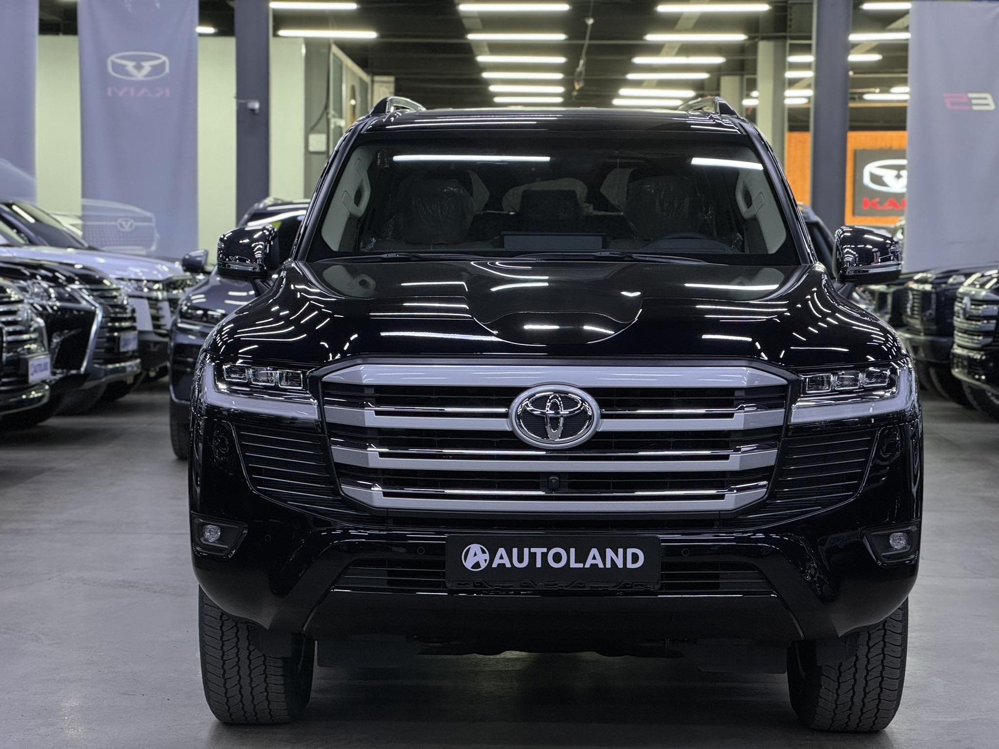 2024 Toyota Land 300 | Үнэ: 299 сая