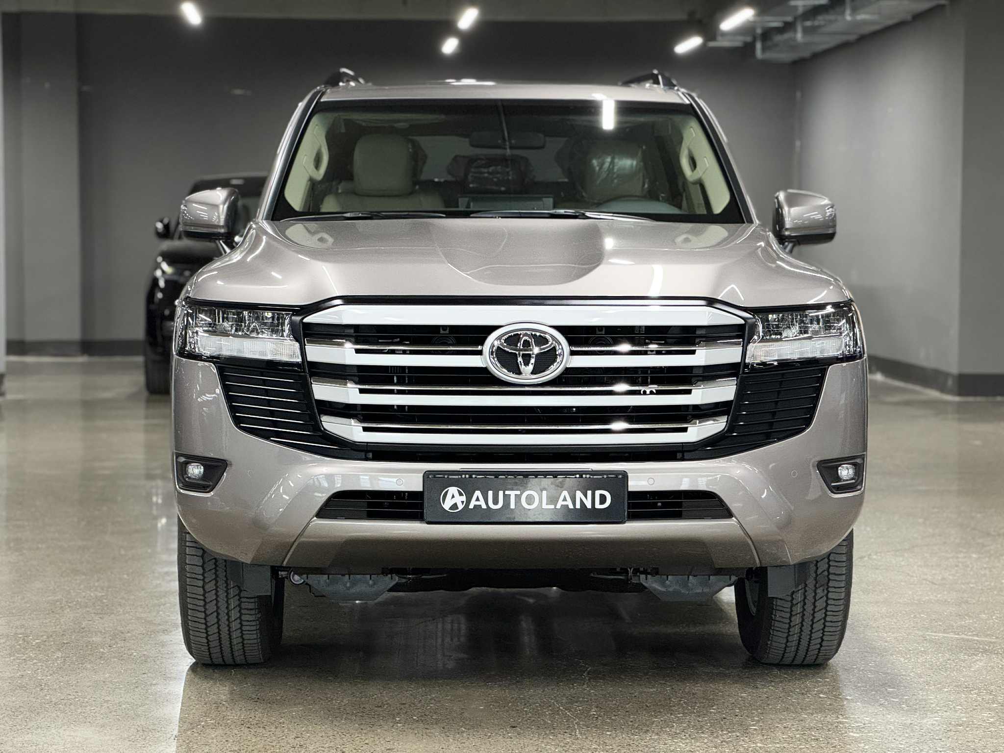 2025 Toyota Land 300 | Үнэ: 243 сая