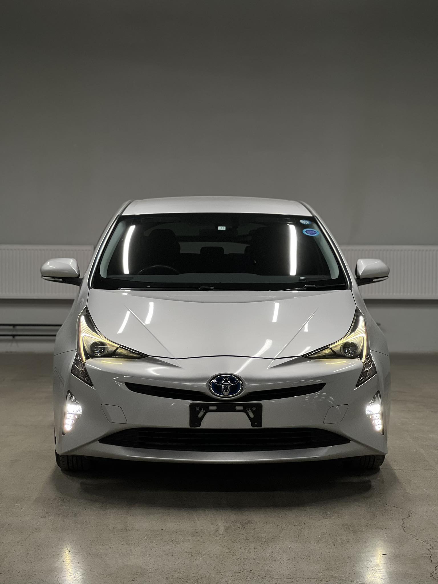 2017 Toyota Prius 55 | Үнэ: 37 сая